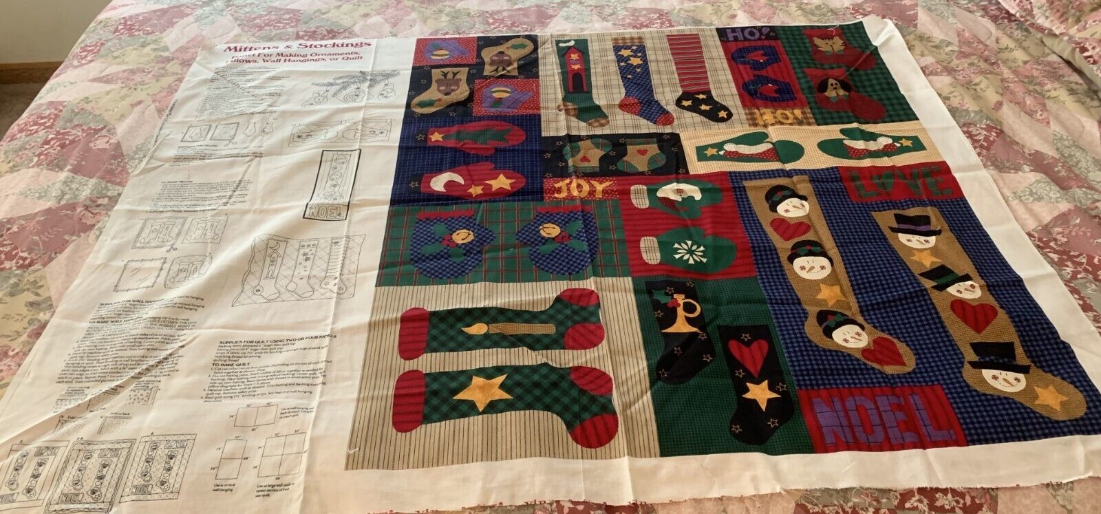 Dream Spinners Cranston VIP Fabric Panel Christmas Mittens and ...