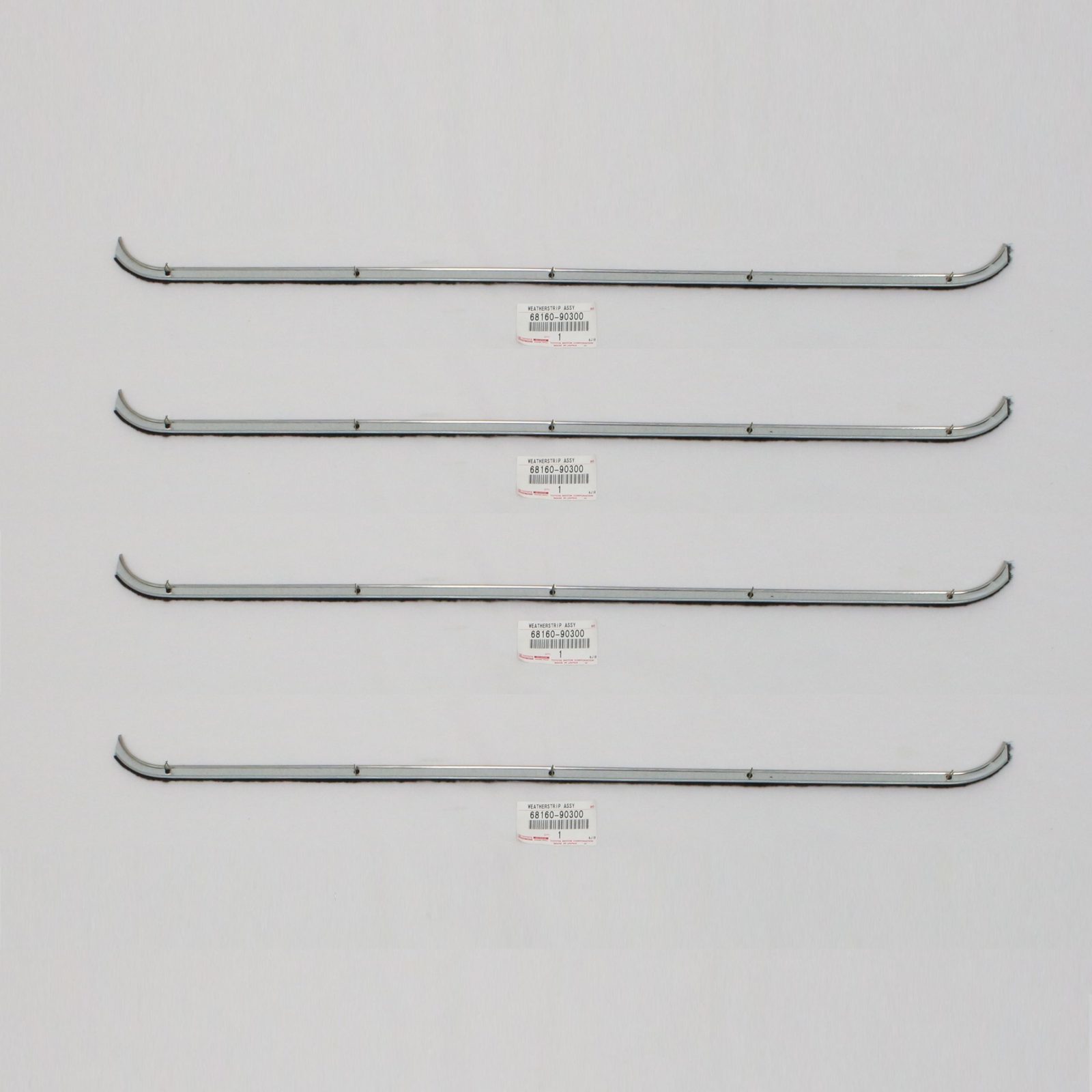 Toyota Land Cruiser 69-86 Front Door Glass Weatherstrip Inner 68160 ...