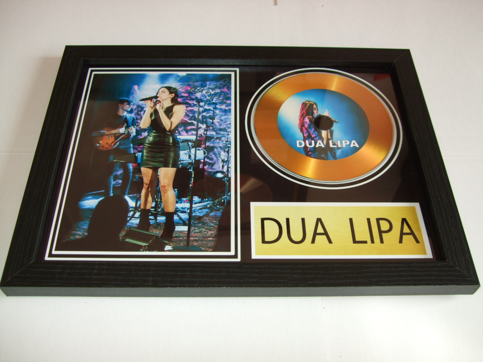 dua lipa signed presentation disc - CDs