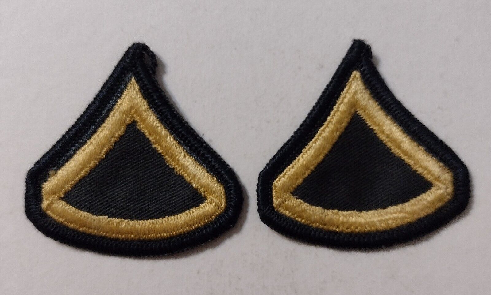 ARMY PRIVATE FIRST CLASS FEMALE ENLISTED RANK INSIGNIA EXCELLENT USED ...