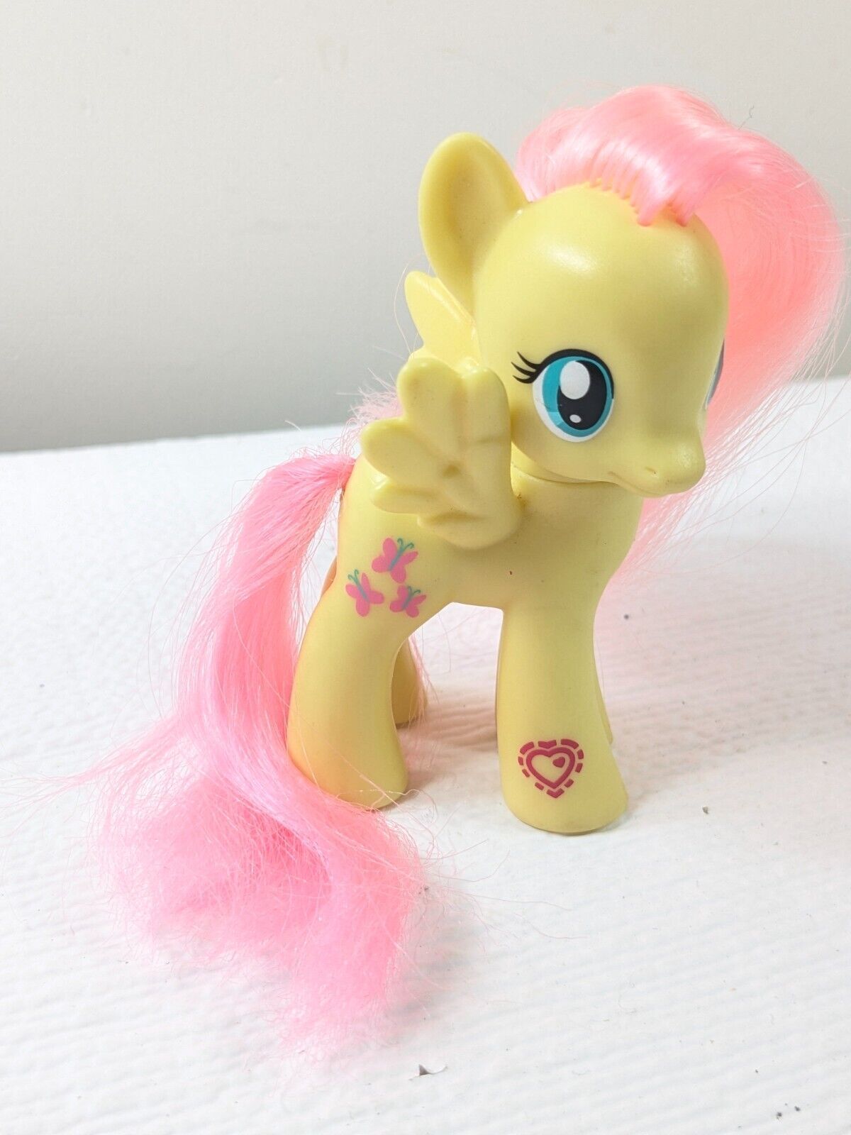 My Little Pony Fluttershy butterfly G4 Cutie Mark Magic Explore ...