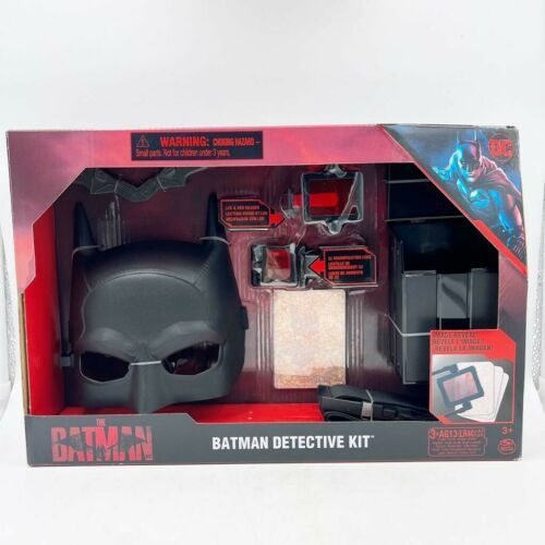 The Batman Detective Kit The Batman Movie Mask Utility Belt Batarang ...