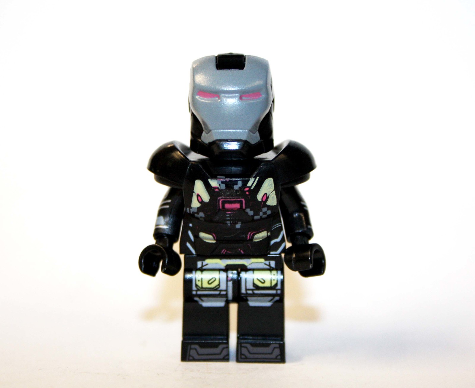 Minifigure Custom Toy War Machine MK 4 MCU V2 - LEGO (R) Minifigures