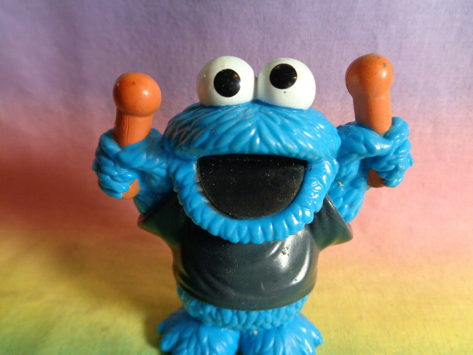 2010 Sesame Street Workshop Cookie Monster Drummer with Drum Sticks ...