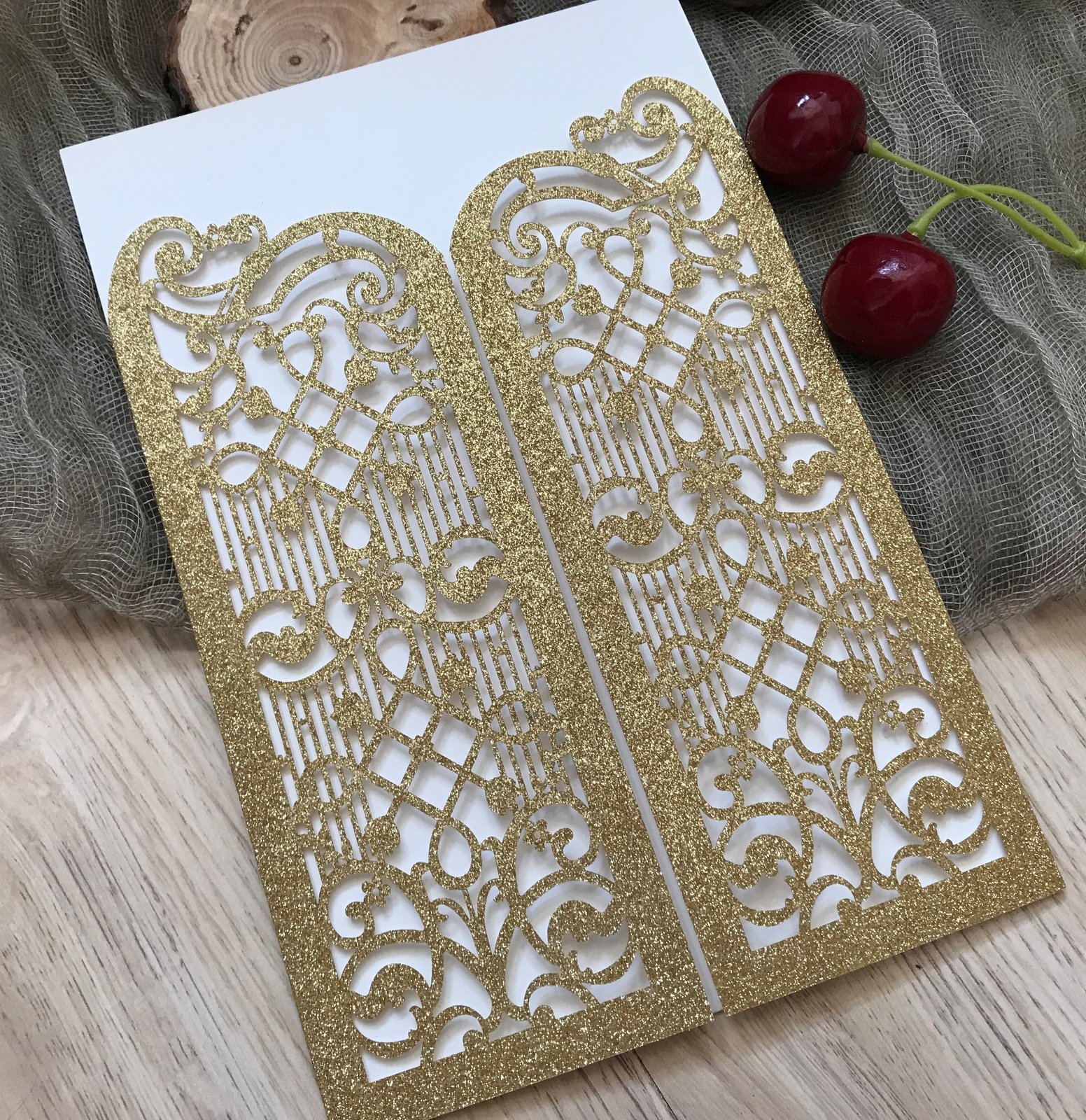 50pcs Glitter Gold laser cut wedding Invitation Card,Laser Cut ...