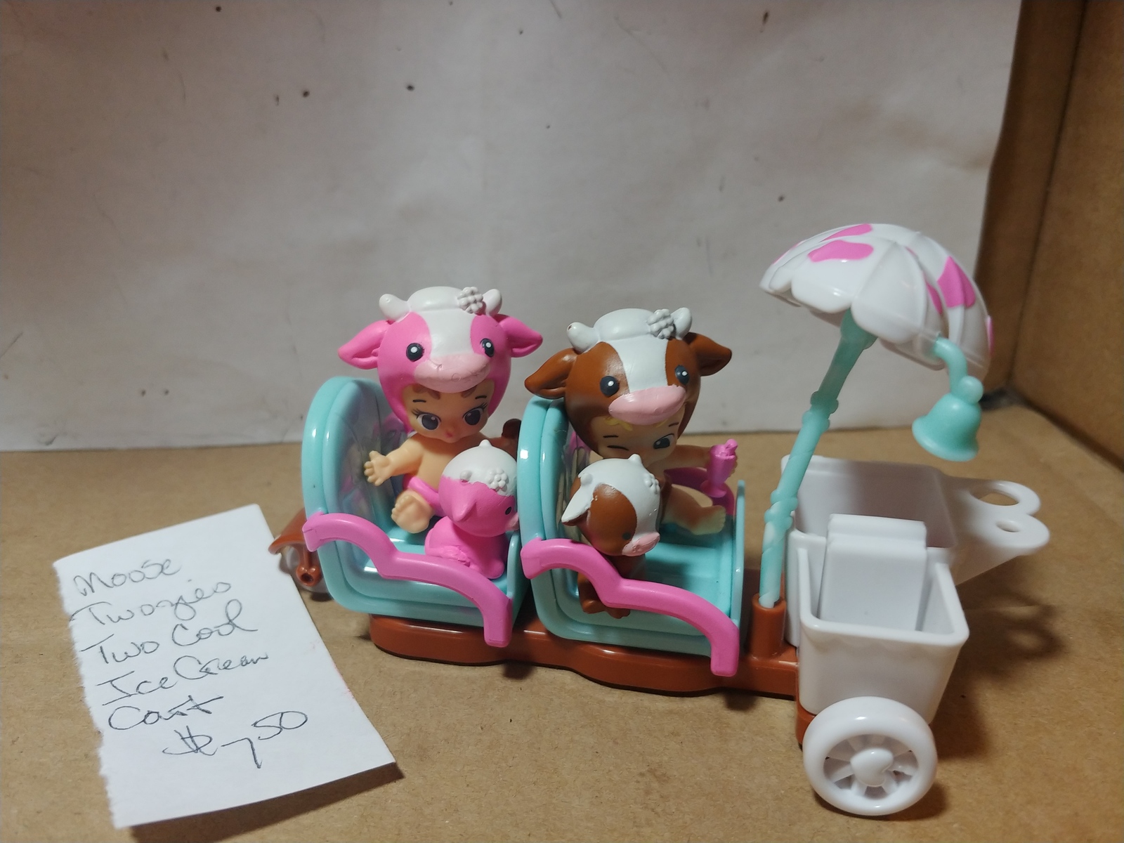 Twozies Two Cool Ice Cream Cart Doll with Brown and Pink Cow - Dolls ...
