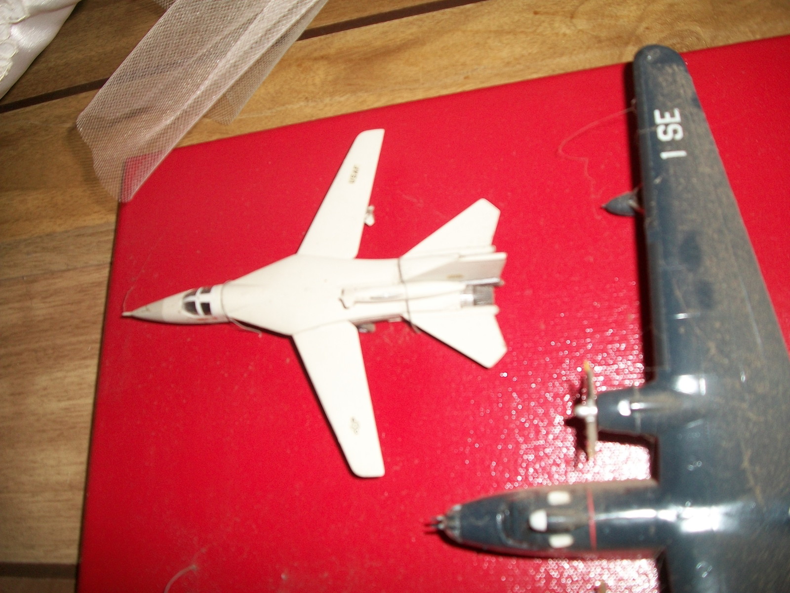 1/144 PLASTIC MINI HOBBY KIT OF GENERAL DYNAMICS F-111E TO BUILD AS AN ...