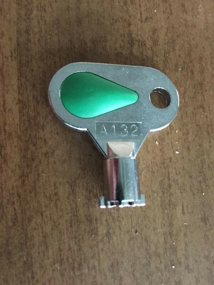 OEM PACHISLO SLOT MACHINE DOOR KEY # A132 for OLYMPIA, HEIWA MACHINES ...