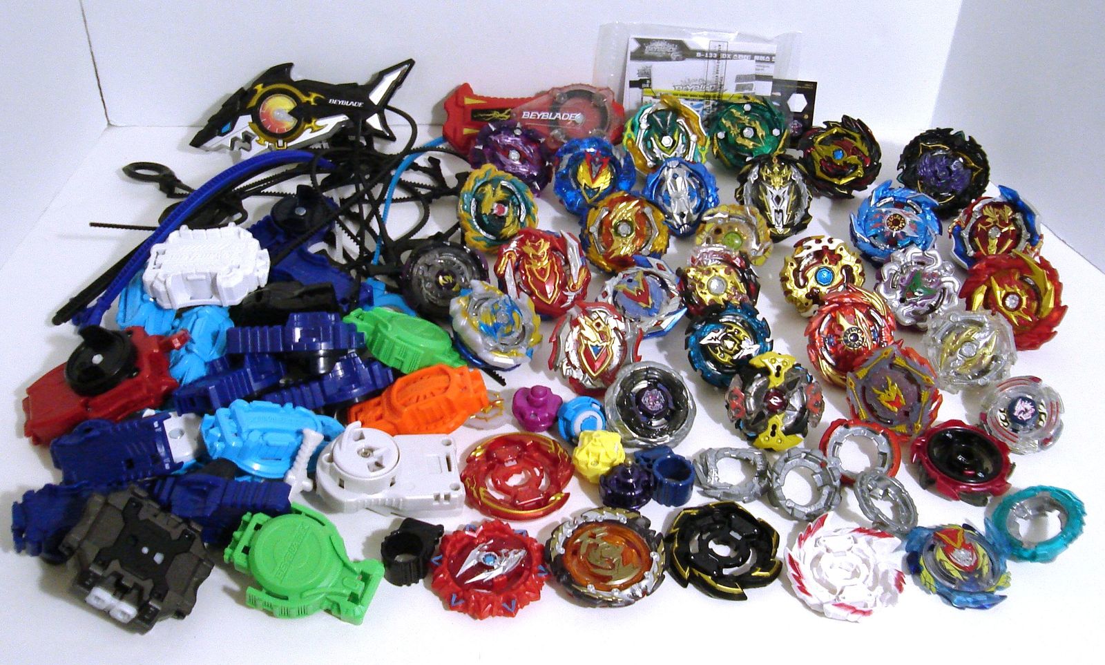 Beyblade Large Lot Launchers Cords, Parts Metal Fury Burst Takara Tomy - Action Figures