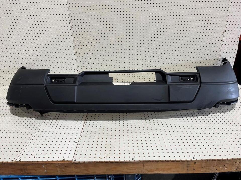 OEM 2020-2021 Ford Explorer Lower Rear Bumper Cover MB5B-17E899-DA ...