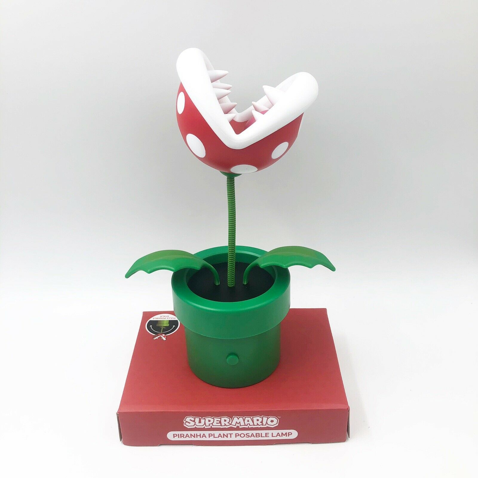 Super Mario Paladone Nintendo Piranha Plant Posable LED kid's desk lamp ...