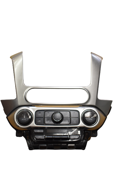 DAMAGED 2016-2019 Chevy Suburban Radio Control Bezel Surround Trim ...
