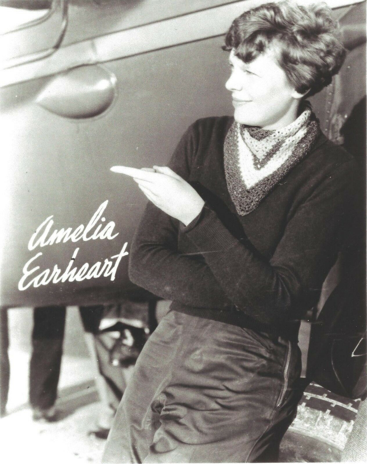 AMELIA EARHART 8X10 PHOTO FEMALE AVIATION PIONEER PICTURE EARHEART ...