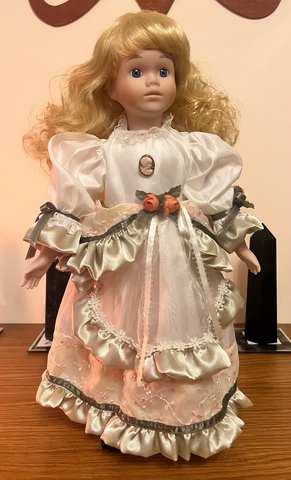 Haunted Vintage Porcelain Doll - Female - Attached is a wish granting ...