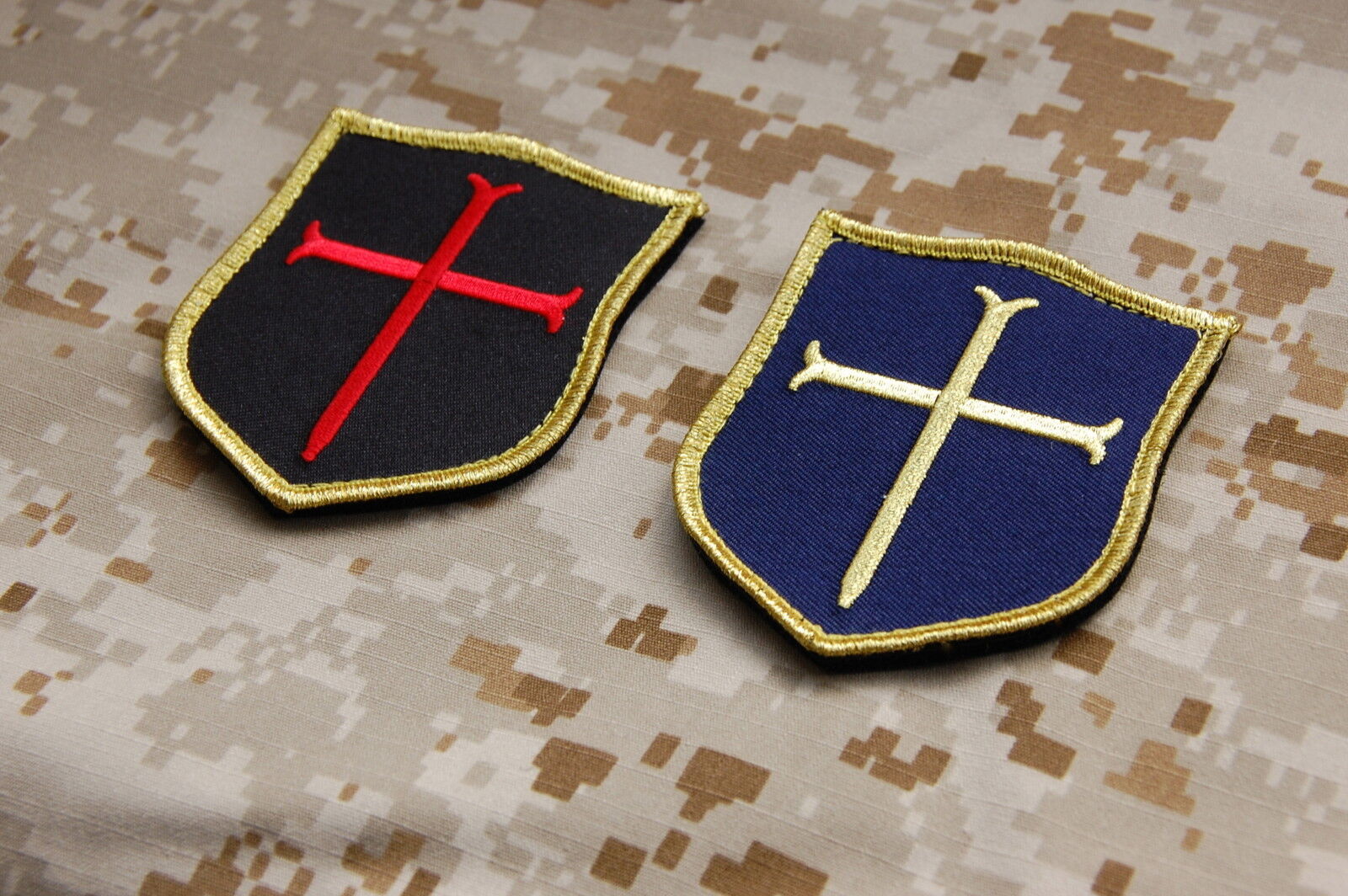 Crusader Shield Patch Set NSWDG DEVGRU Gold Squadron Team ST6 Navy SEAL Hook - Original Items
