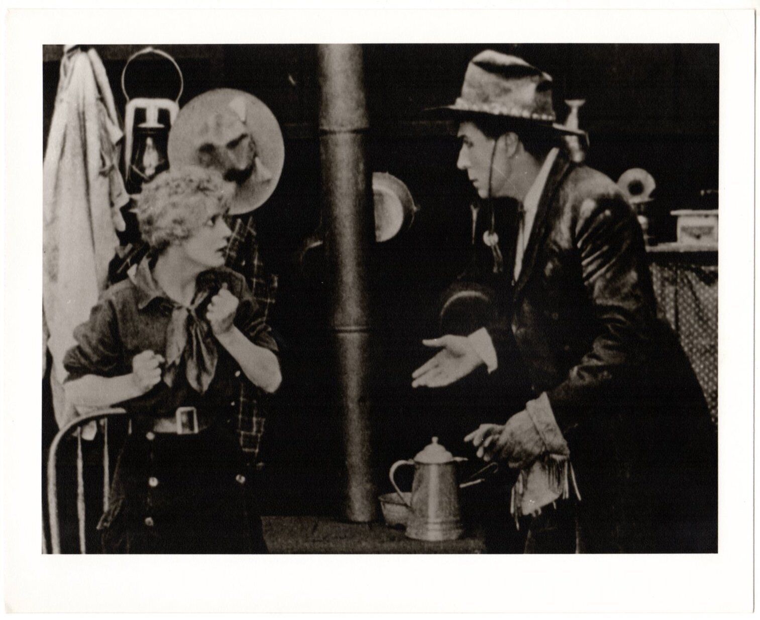 KNIGHT OF THE TRAIL (1917) William S Hart Western Short With Leona ...