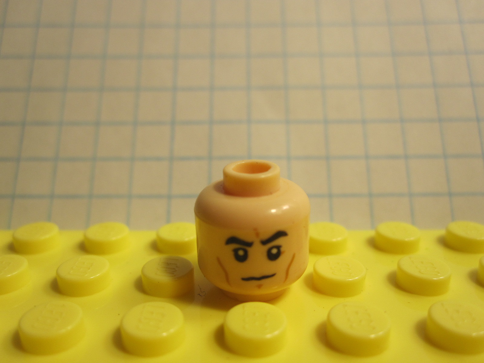 Lego Head #3626pb1222: L. Nougat- Black Eyebrows, Cheek Lines, Frown ...
