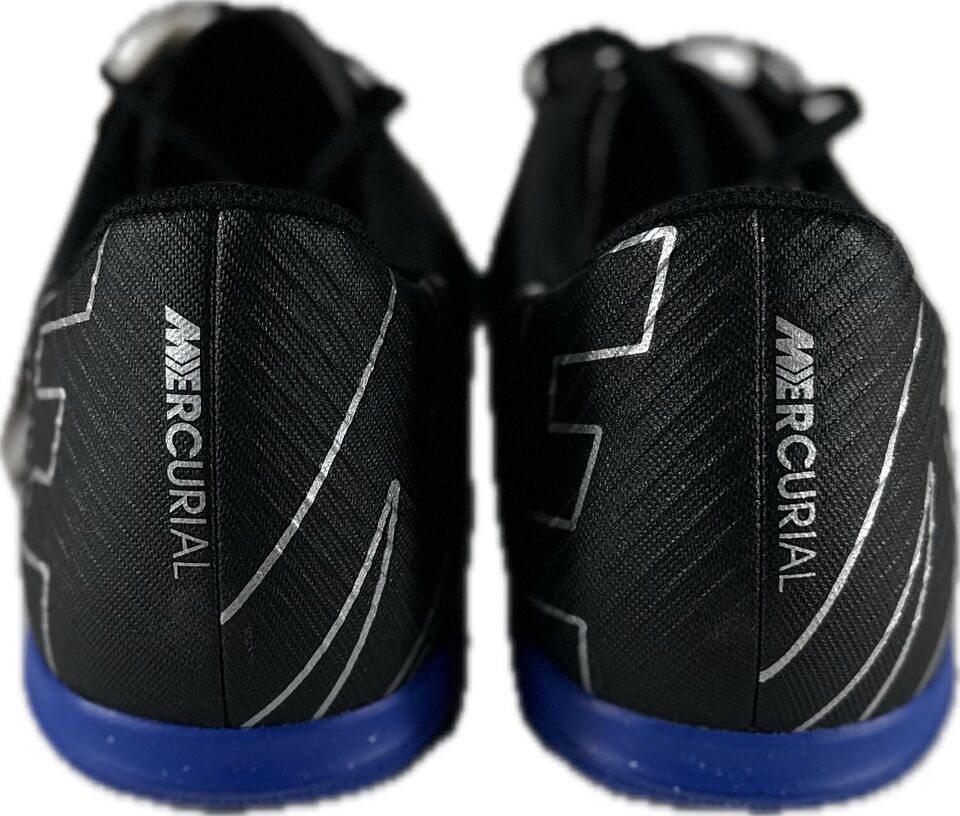 Nike Men's Mercurial Vapor 15 Club Indoor Soccer Shoes Black Blue ...
