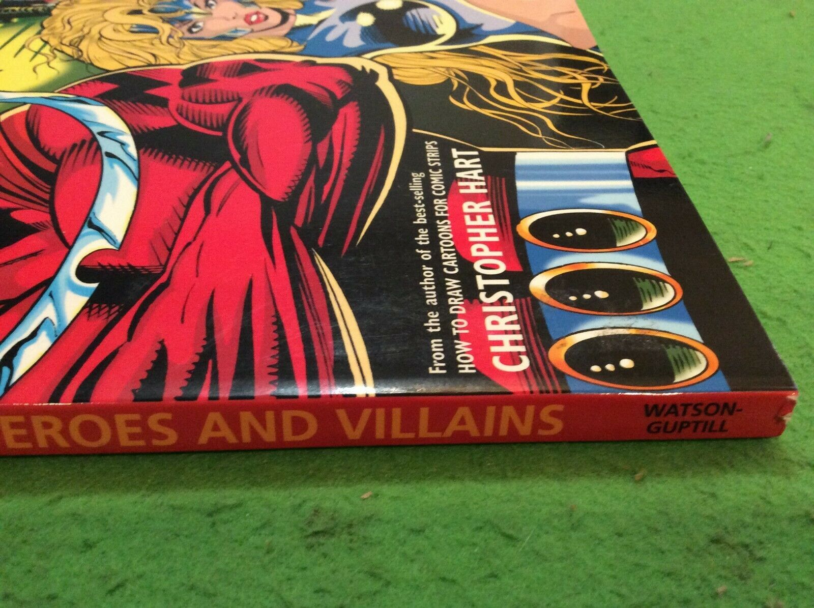 HOW TO DRAW COMIC BOOK HEROES AND VILLAINS by CHRISTOPHER HART ...