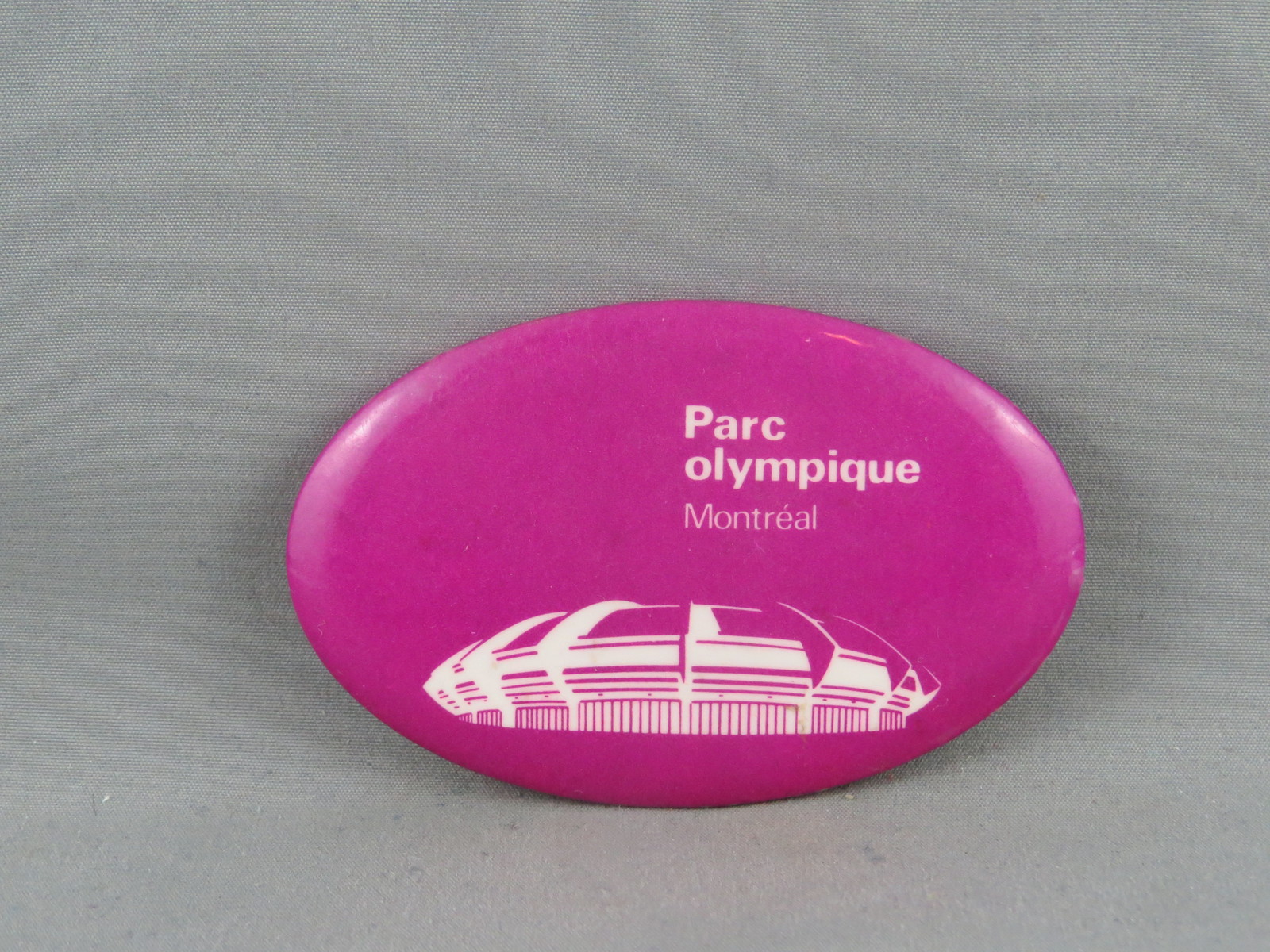 Vintage Tourist Pin - Olympic Parc Montreal - Celluloid Pin - Souvenirs ...