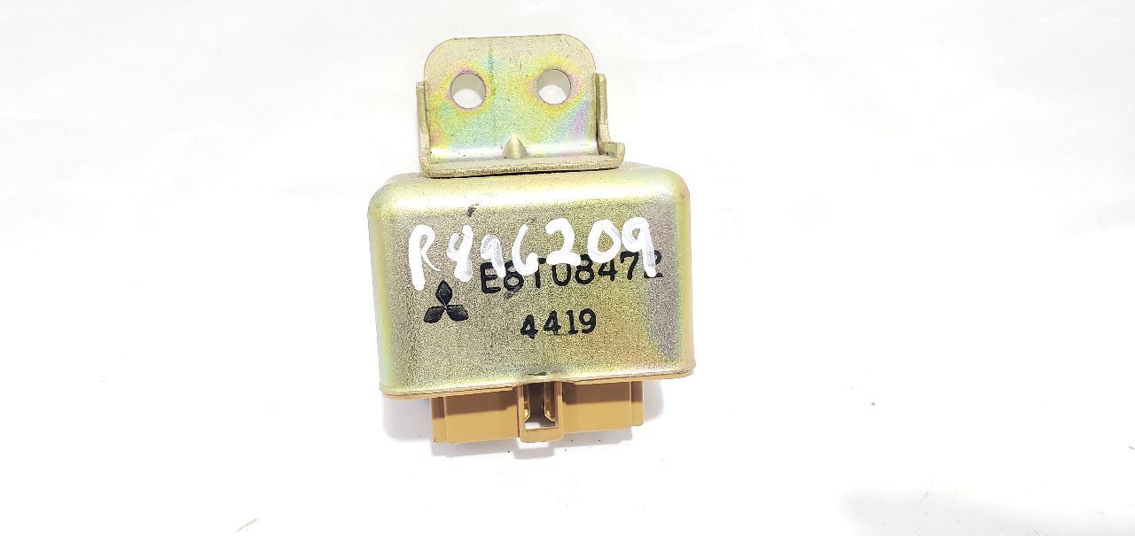 1995 Mitsubishi 3000GT OEM Fuel Pump Relay Module - Controllers