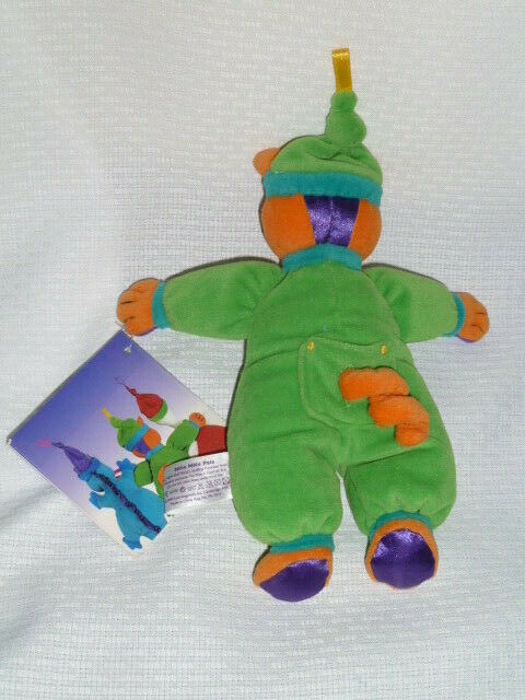 IQ BABY Learningsmith - green cat rattle and 18 similar items