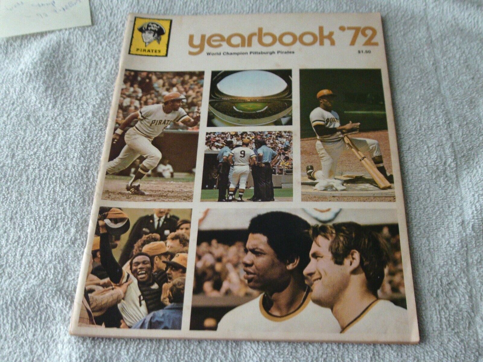 1972 PITTSBURGH PIRATES WORLD CHAMP YEARBOOK MAGAZINE OVERALL EX ...