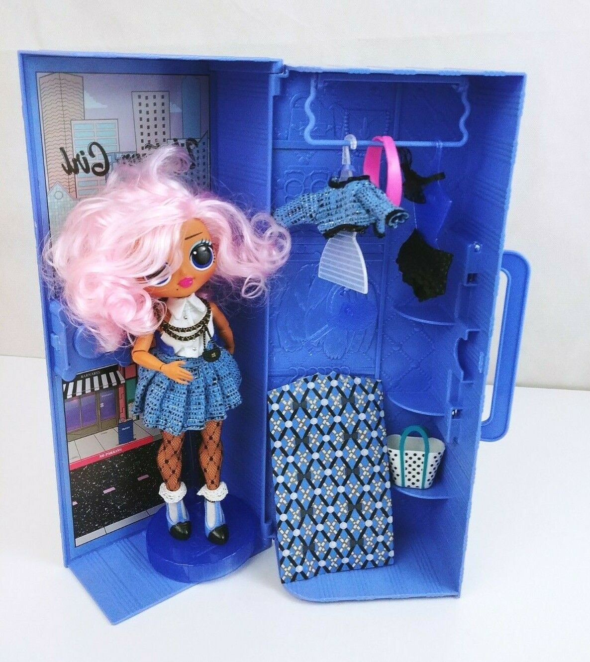 LOL Surprise OMG Doll UPTOWN GIRL With Accessories & Carry Case Locker ...