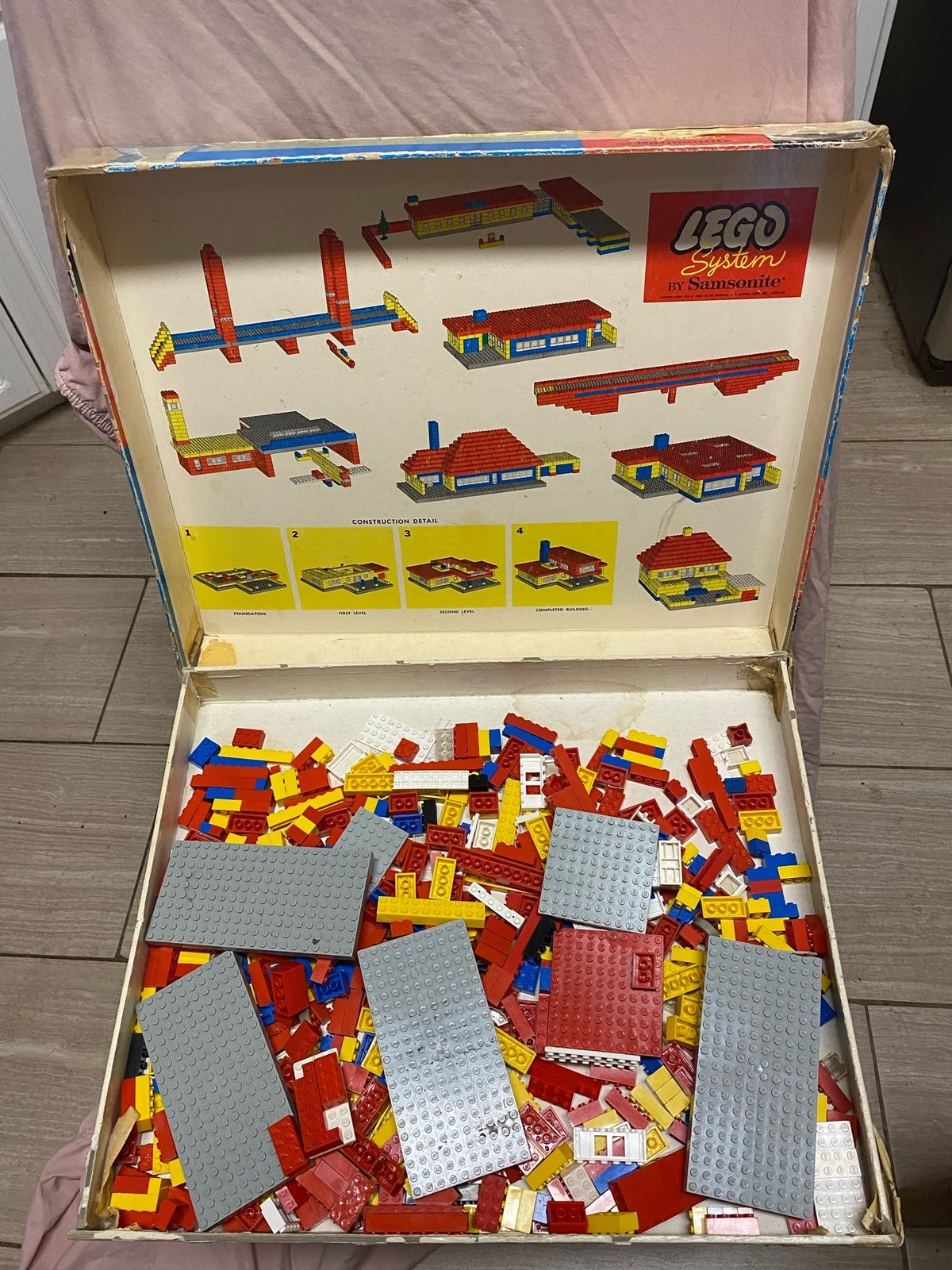 Vintage Lego System Junior Constructor Set - LEGO Bricks & Building Pieces