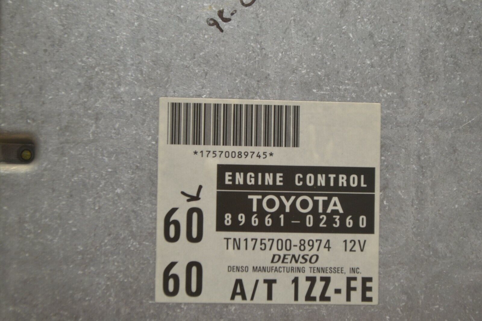 1998 Toyota Corolla Engine Control Unit ECU 8966102360 Module 347-9d7 ...