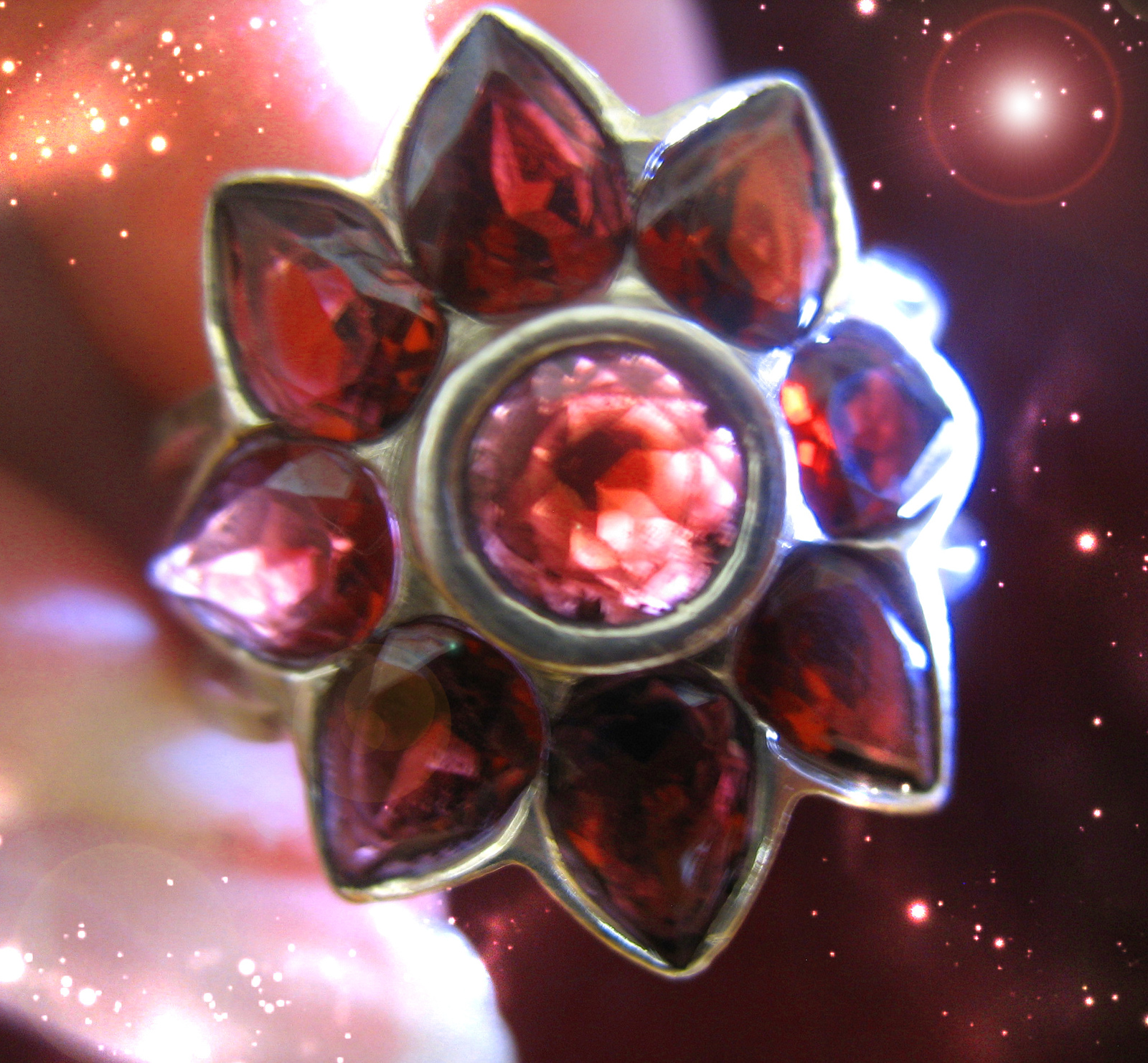 CASSIA4 HAUNTED ANTIQUE RING ILLUMINATI FIERCE TO FOES HIGHEST LIGHT ...