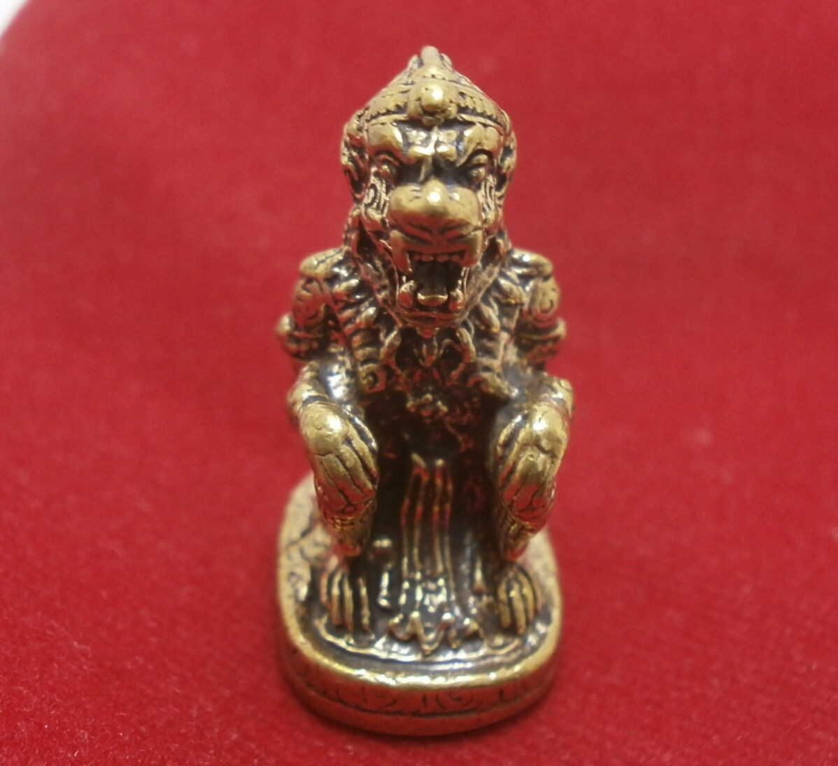 LORD HANUMAN RAMAYANA MONKEY KING MUAY THAI LIFE PROTECTION MINI AMULET ...