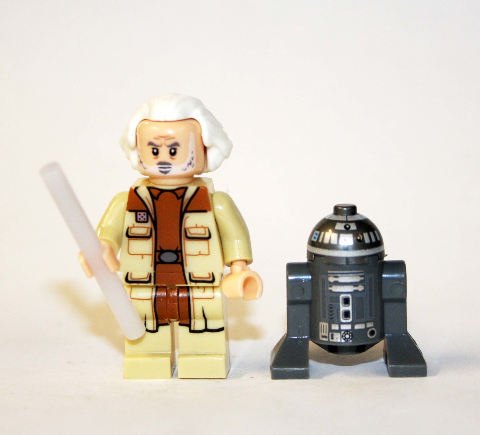 Jan Dodonna Ahsoka Tv Star Wars With Grey R2 Droid Building Minifigures ...