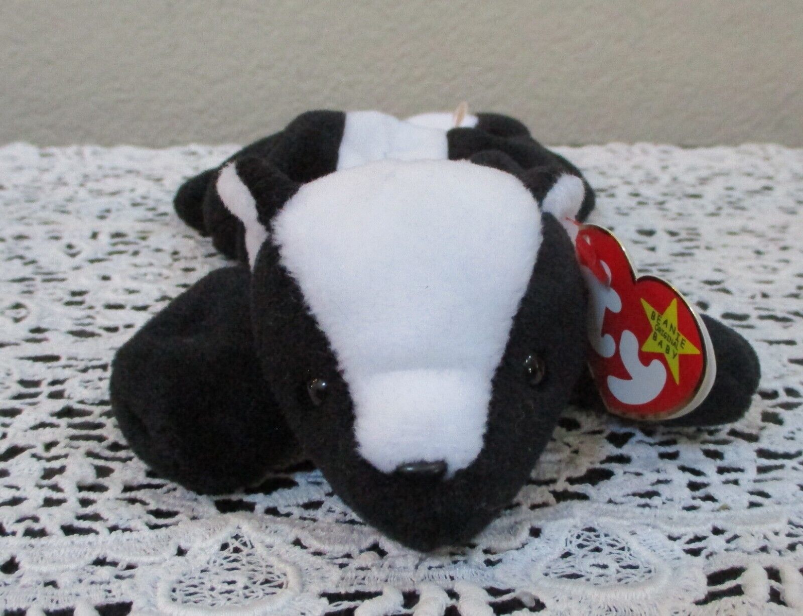 Ty Beanie Baby Stinky The Skunk 5th Generation PVC Filled NEW - Retired