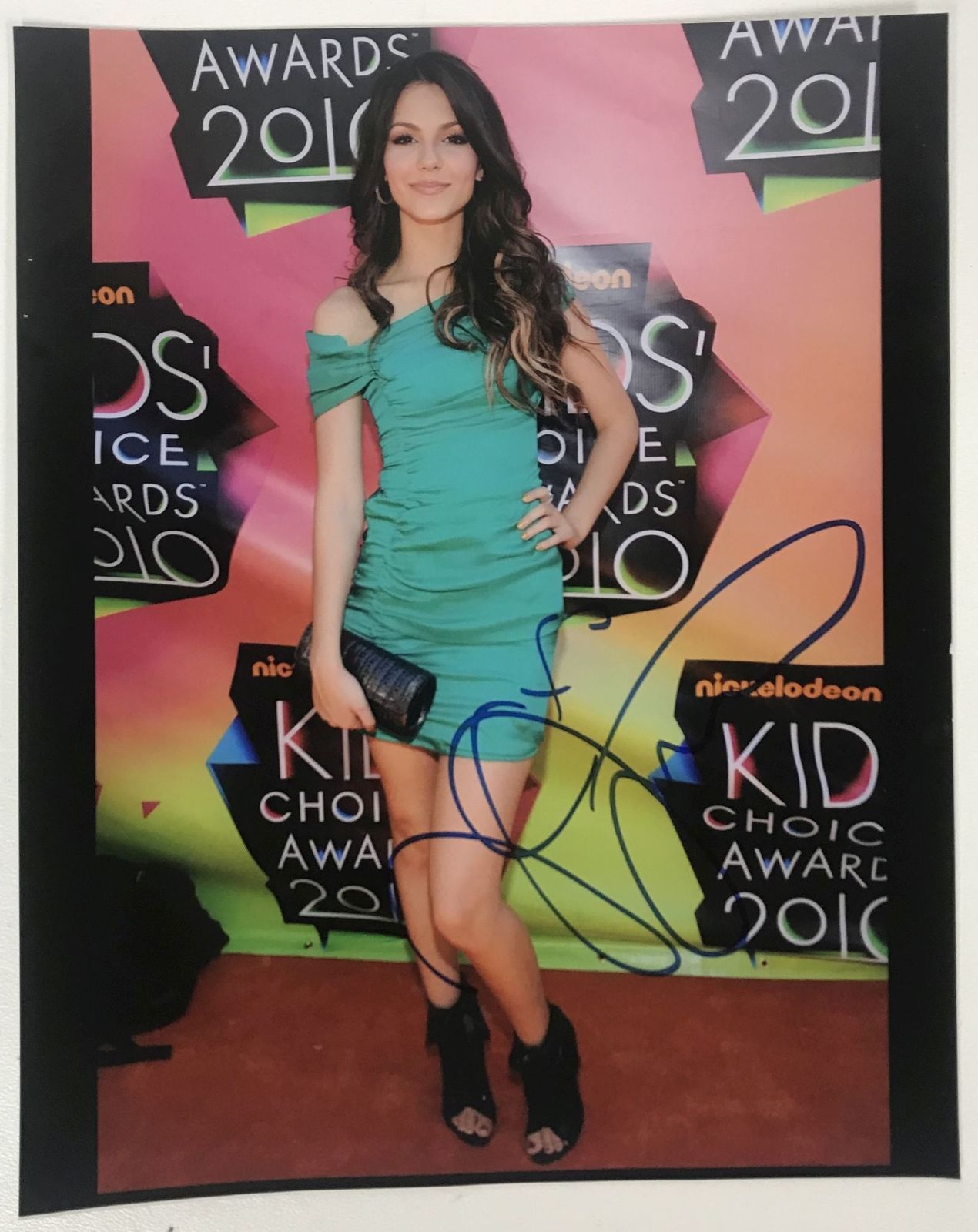 Victoria Justice Signed Autographed Glossy 8x10 Photo HOLOS/COA ...