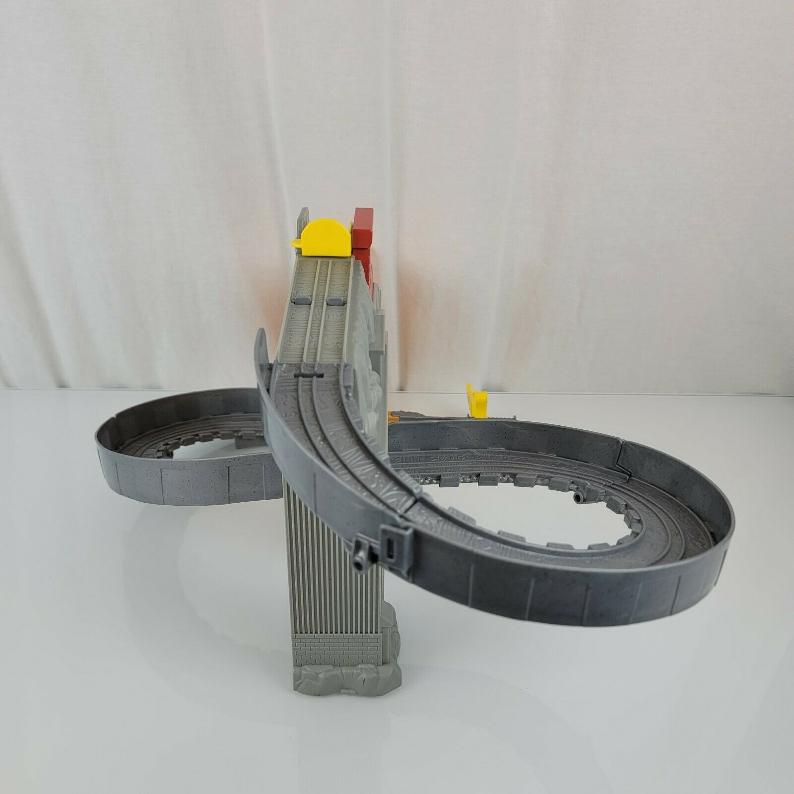 Fisher-Price Thomas & Friends Take-n-Play Twist & Tumble Cargo Drop ...