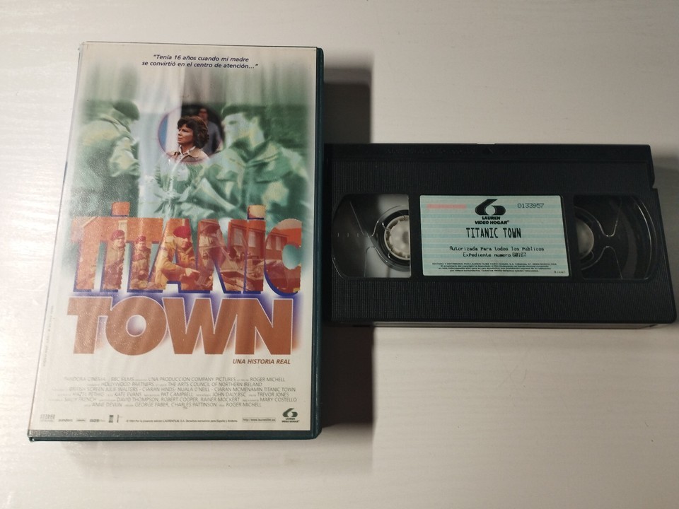 Titanic Town Roger Mitchell Julie Walters Ciaran Hinds - VHS Tape ...