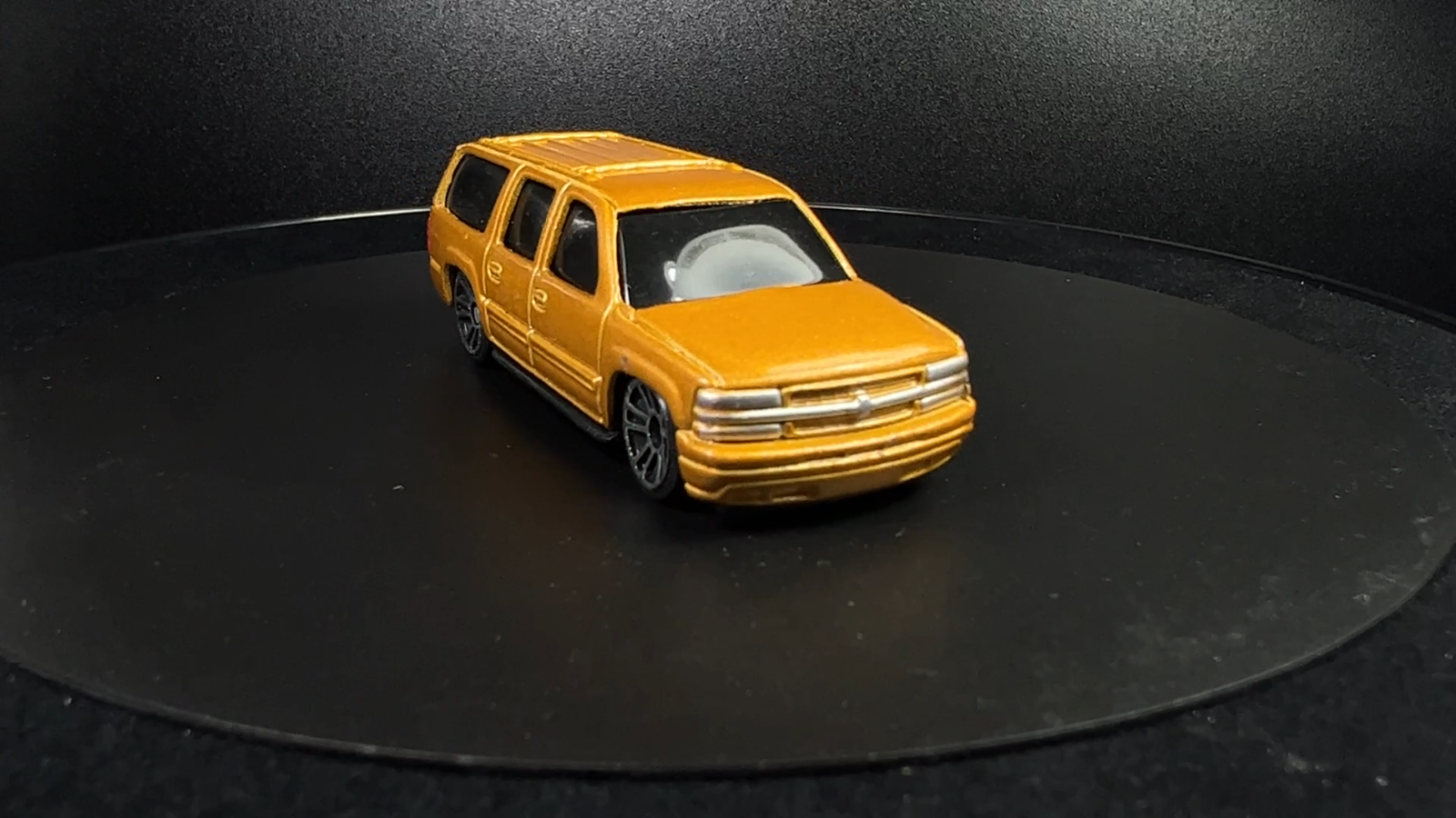 RARE KEY CHAIN RING GOLD BLACK CHEVROLET SUBURBAN CHEVY GM CUSTOM Ltd ...