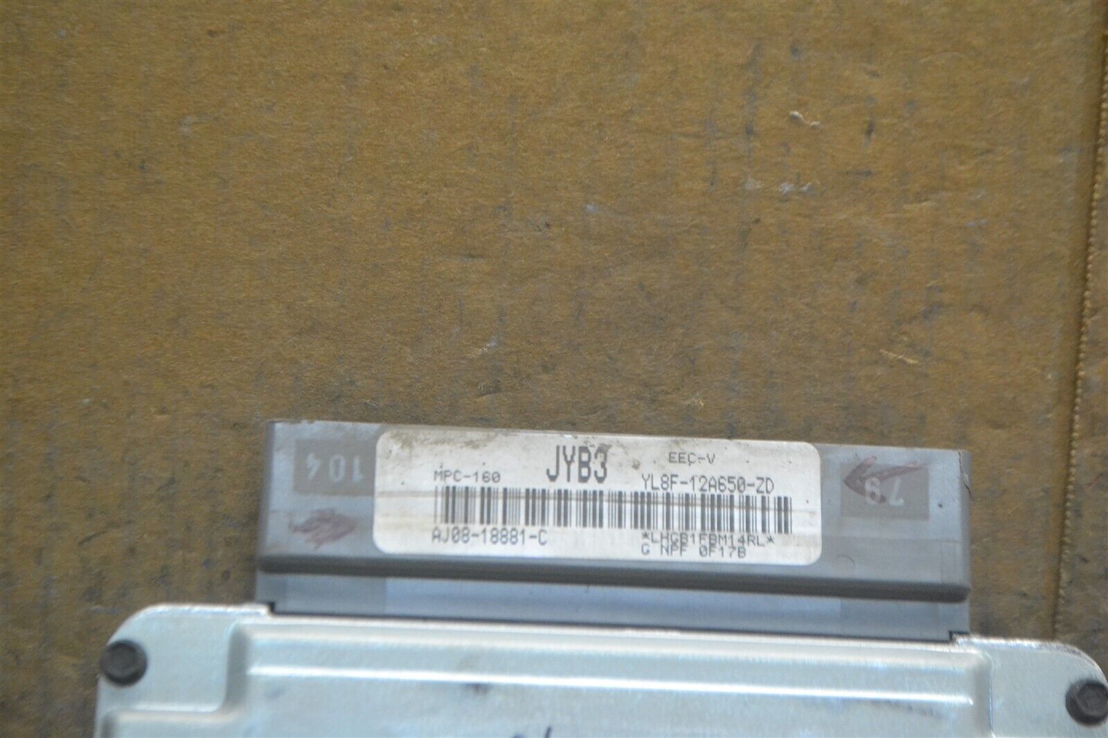 2001 Ford Escape Tribute Engine Control Unit ECU YL8F12A650ZD Module ...