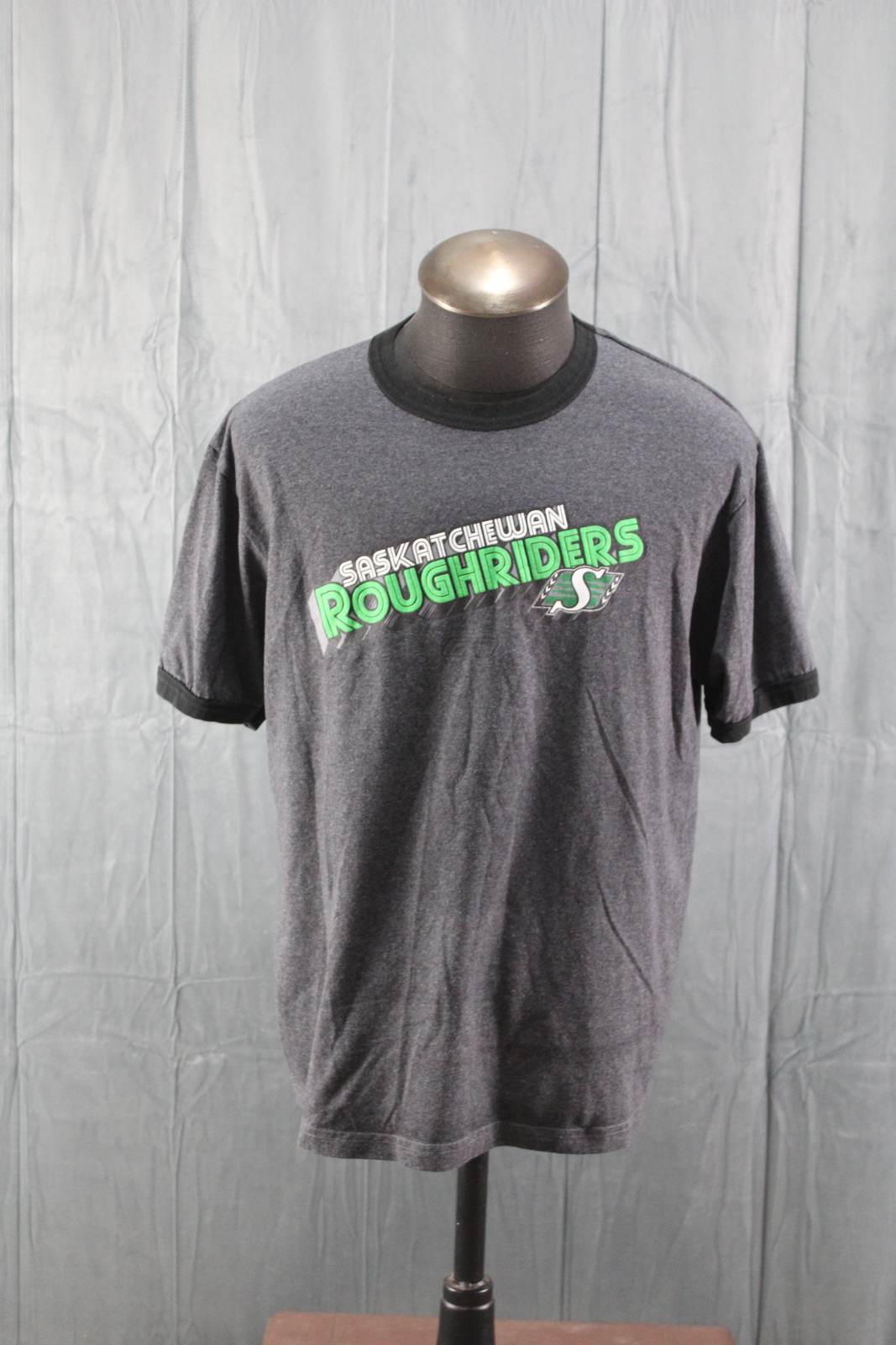 Saskatchewan Roughriders Shrit (Retro) - Disco Script Ringer T - Men's ...