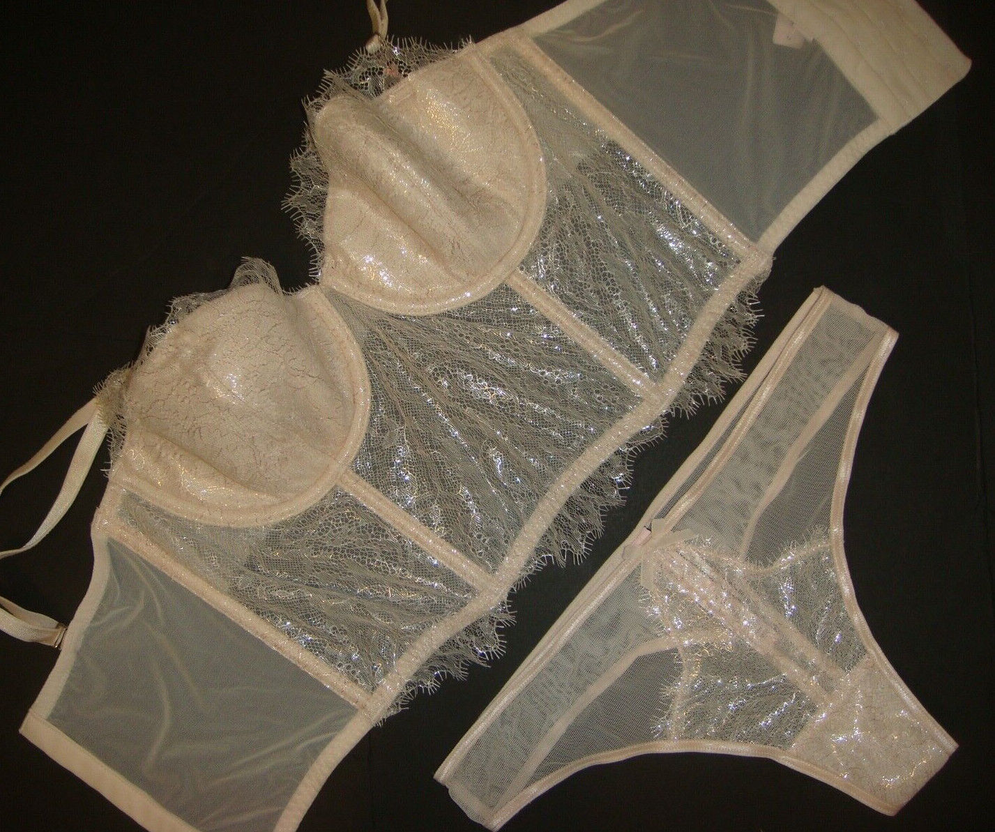 Victoria's Secret longline 32C,32DD BRA SET and similar items