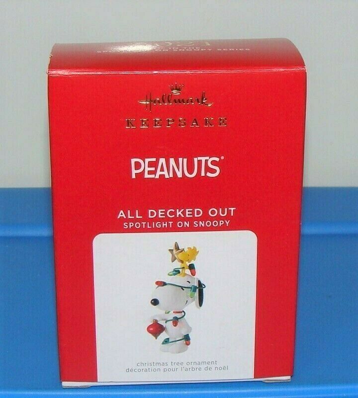 Hallmark Keepsake 2021 Peanuts Spotlight On Snoopy All Decked Out Xmas ... Hallmark Keepsake 2021 Peanuts Spotlight On Snoopy All Decked Out Xmas ...
