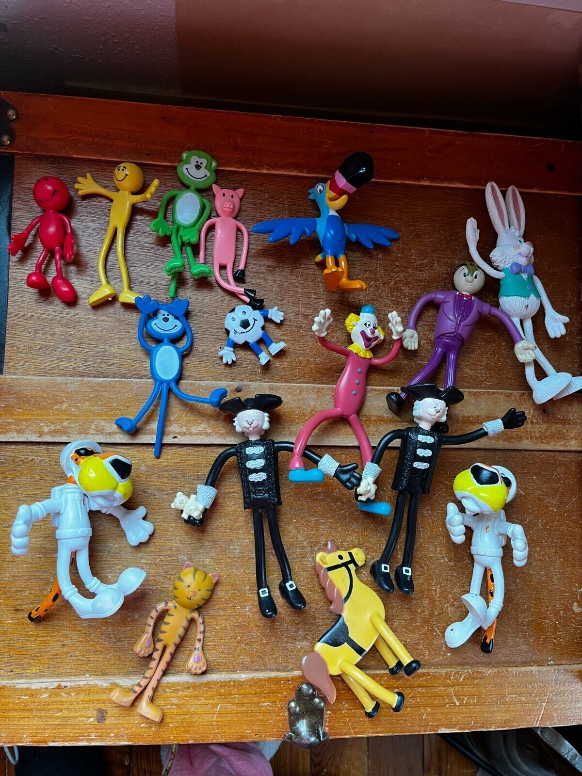 Large Lot of Rubbery Plastic Stretchy Posable Cheetos Kelloggs Toucan ...