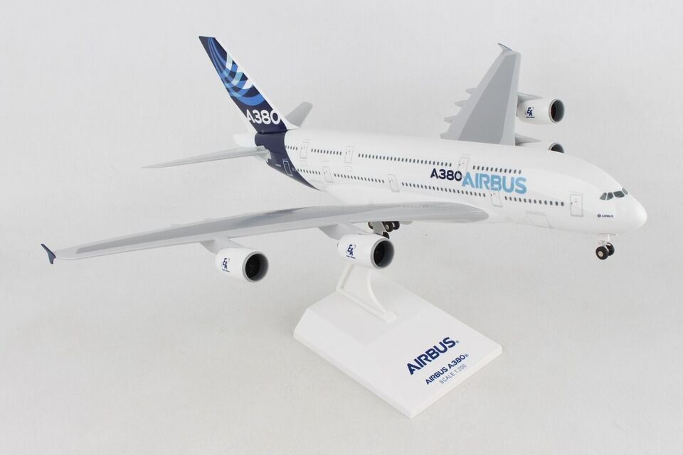 Airbus A380 A380 Airbus House Demo Livery 1/200 Scale Model Airplane ...