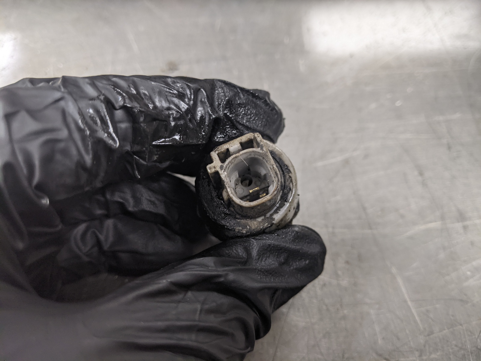 Engine Oil Pressure Sensor From 1996 Toyota 4Runner 3.4 - Engine ...