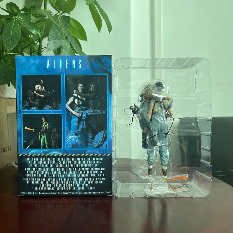 Neca ALIEN 2 Ripley Newt Figure LT Ellen Giger Xenomorph Facehugger ...