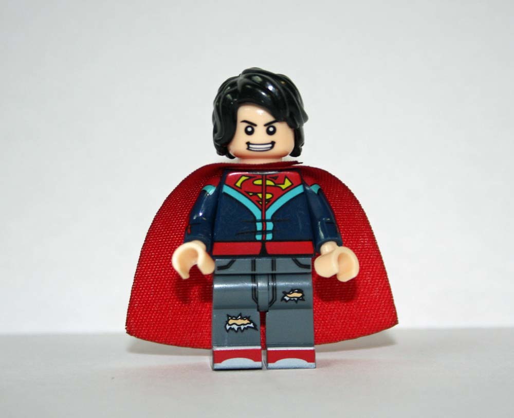 Minifigure Superboy Superman Bulk Block - LEGO (R) Minifigures