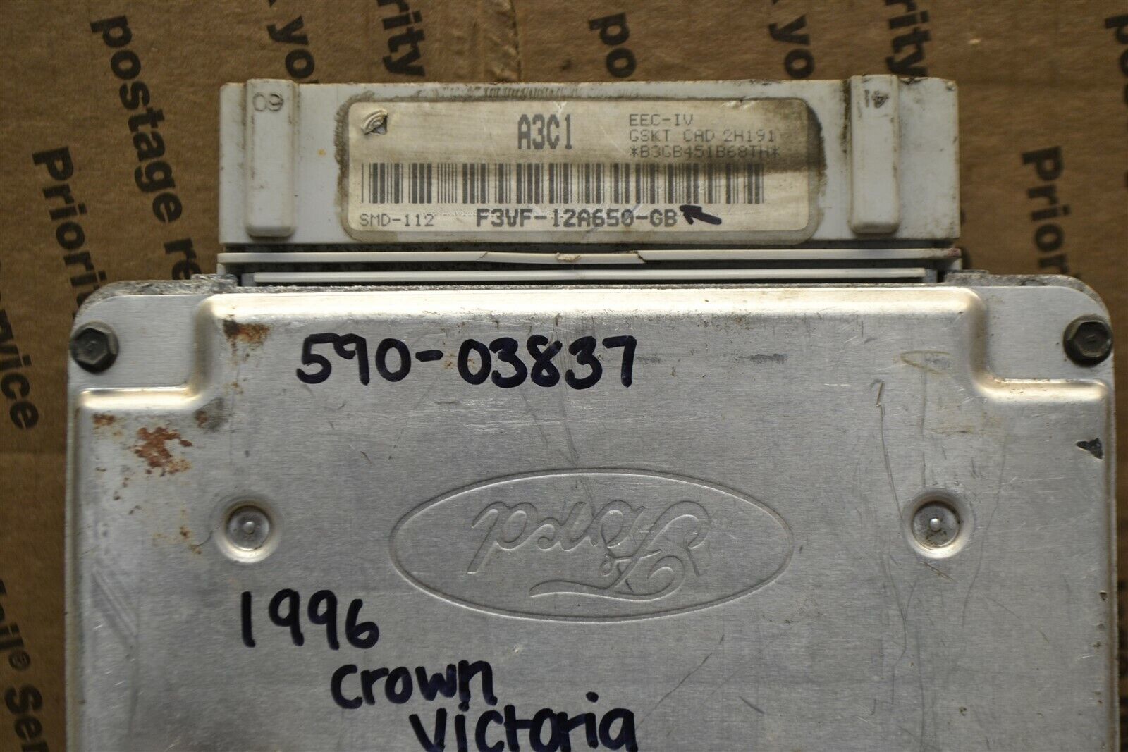 1993 Ford Crown Victoria Engine Control Unit ECU F3VF12A650GB Module ...