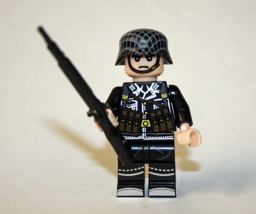 German Infantry Guard Solider black uniform WW2 E Building Minifigure ...