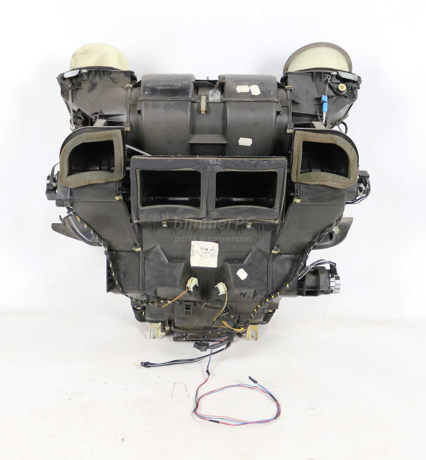 Premium BMW Heater Box: Enhance Comfort and Efficiency